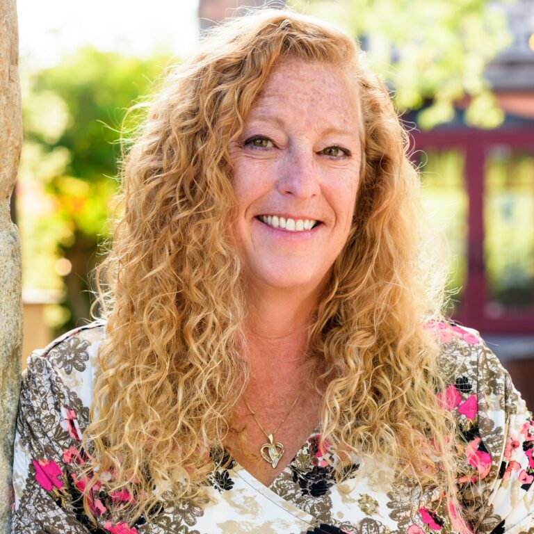 Marsha Foxx - 2WTech